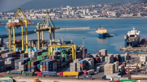 Port Digitalization: benefits, challenges, and opportunities